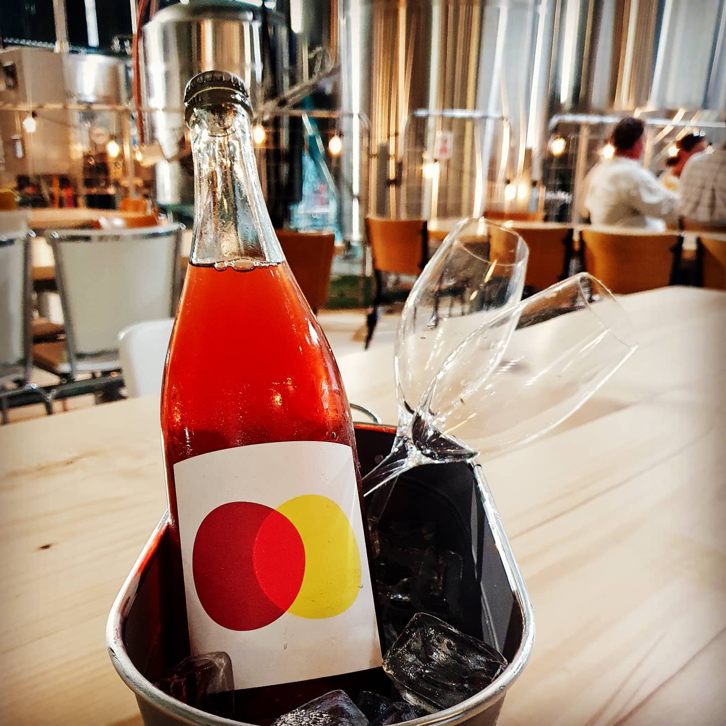 Visit Us - LUCKY BAY BREWING